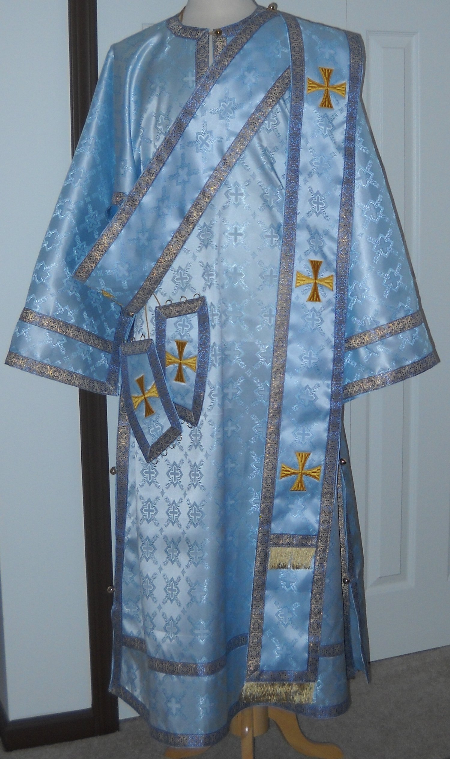 Orthodox Byzantine Vestments, Cassocks, Prayer Ropes, & Gifts ...