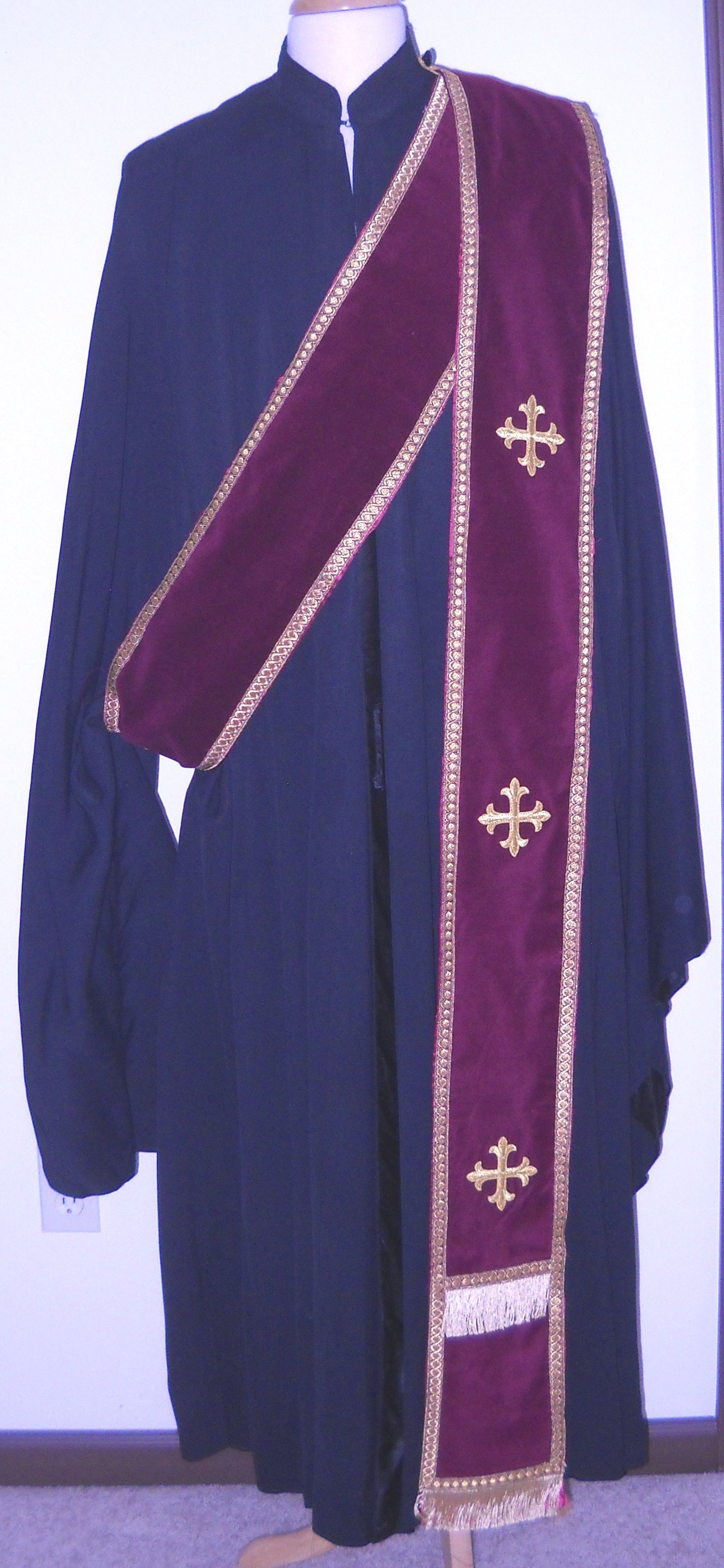 Orthodox Byzantine Vestments, Cassocks, Prayer Ropes, & Gifts ...
